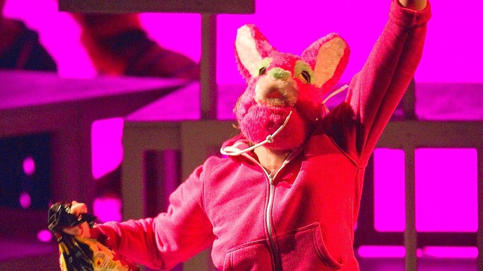 Wenn Sara und Ayhan im Theater einfach mal Hase heißen